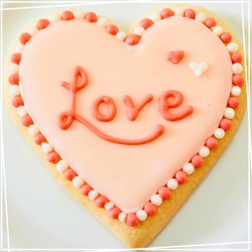 Easy Royal Icing Recipe for Beginners